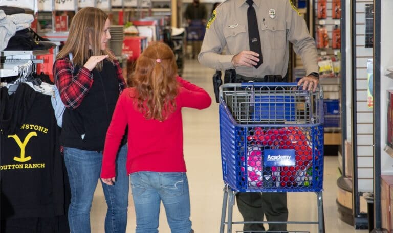 Alabama Conservation Officers Aid Youth At ‘Shop With A Cop’ Events ...