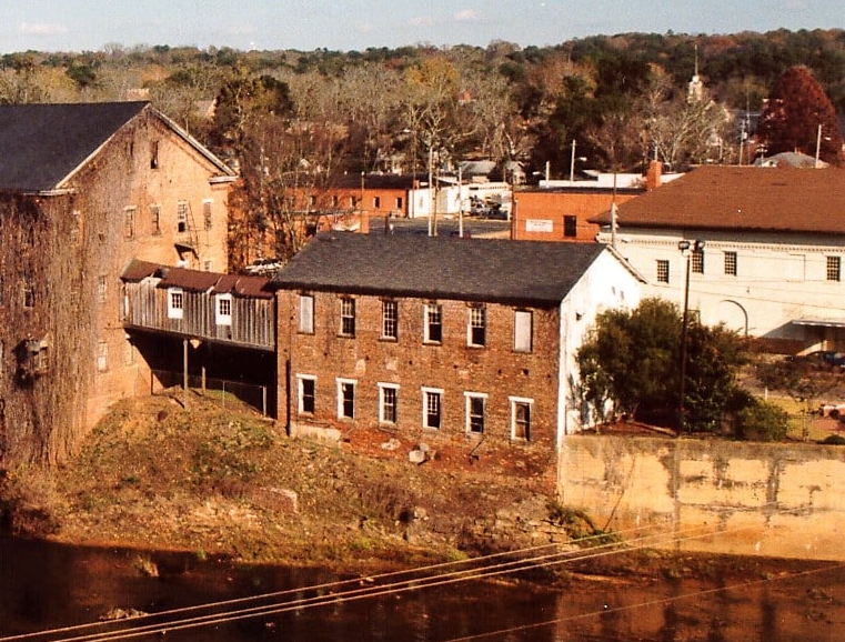 Prattville's Picker House Restaurant, With Its Million-dollar View ...