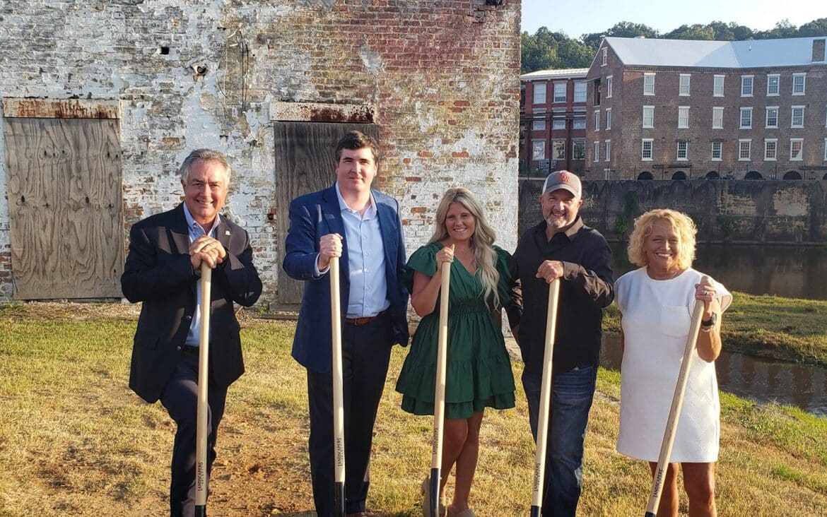 Prattville's Picker House Restaurant, With Its Million-dollar View ...