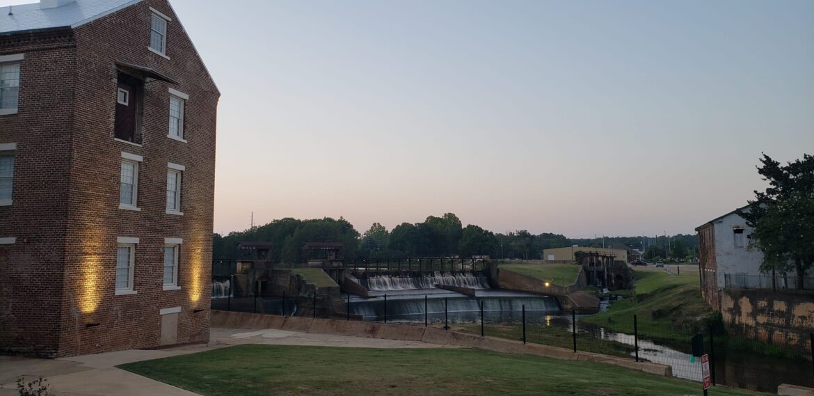 Prattville's Picker House Restaurant, With Its Million-dollar View ...