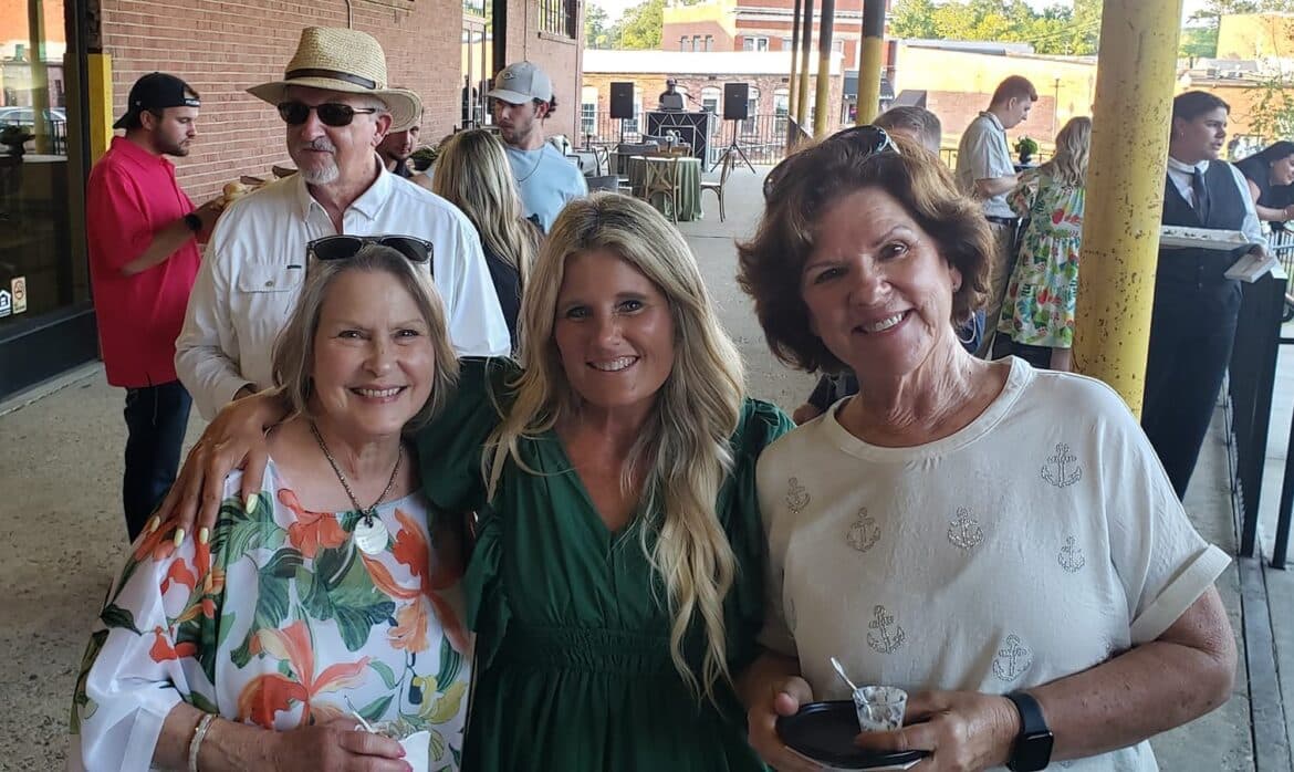 Prattville's Picker House Restaurant, With Its Million-dollar View ...